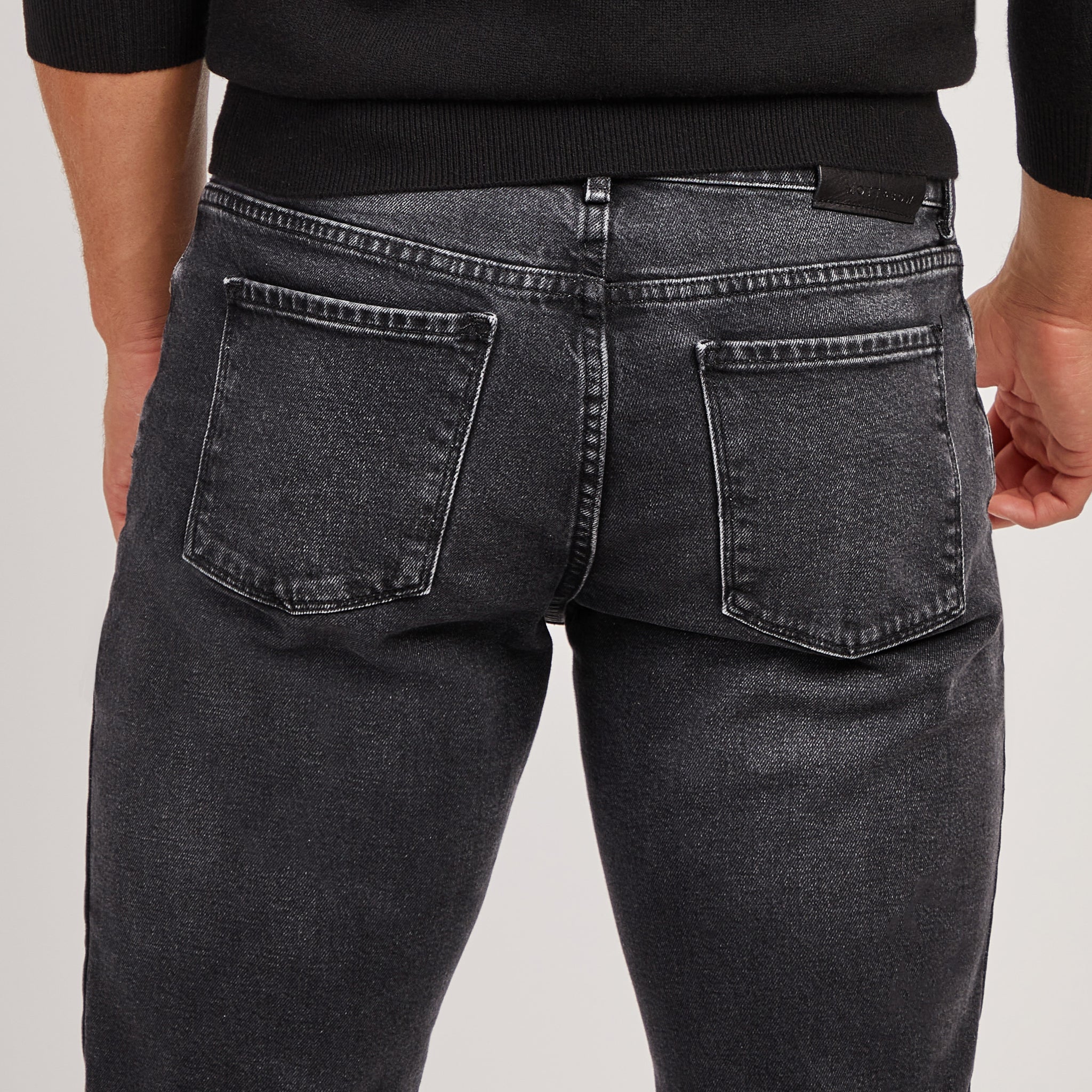 Men's Straight Allen Jeans - Mott & Bow