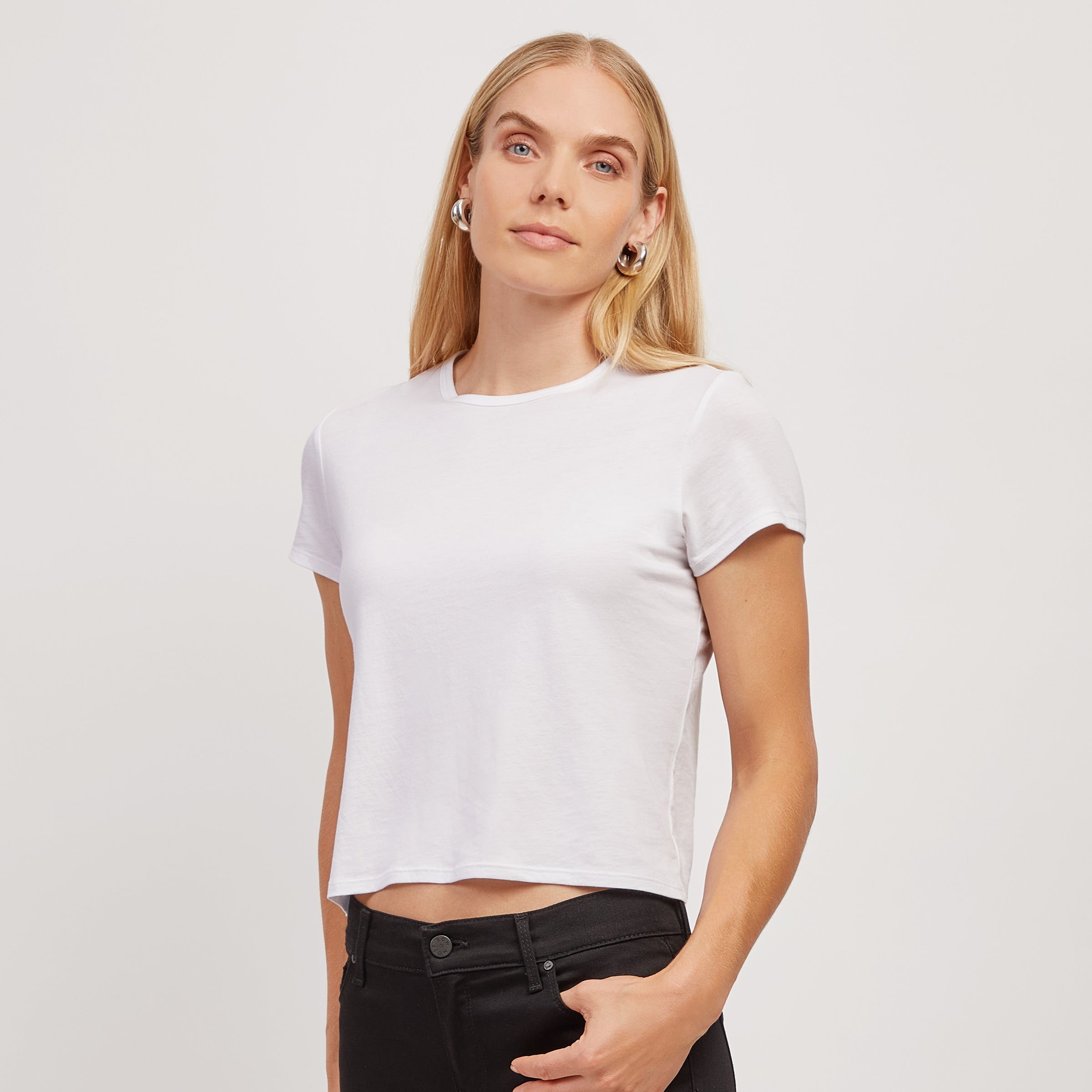 Women's Cropped Fitted Crew Marcy Tee - Mott & Bow