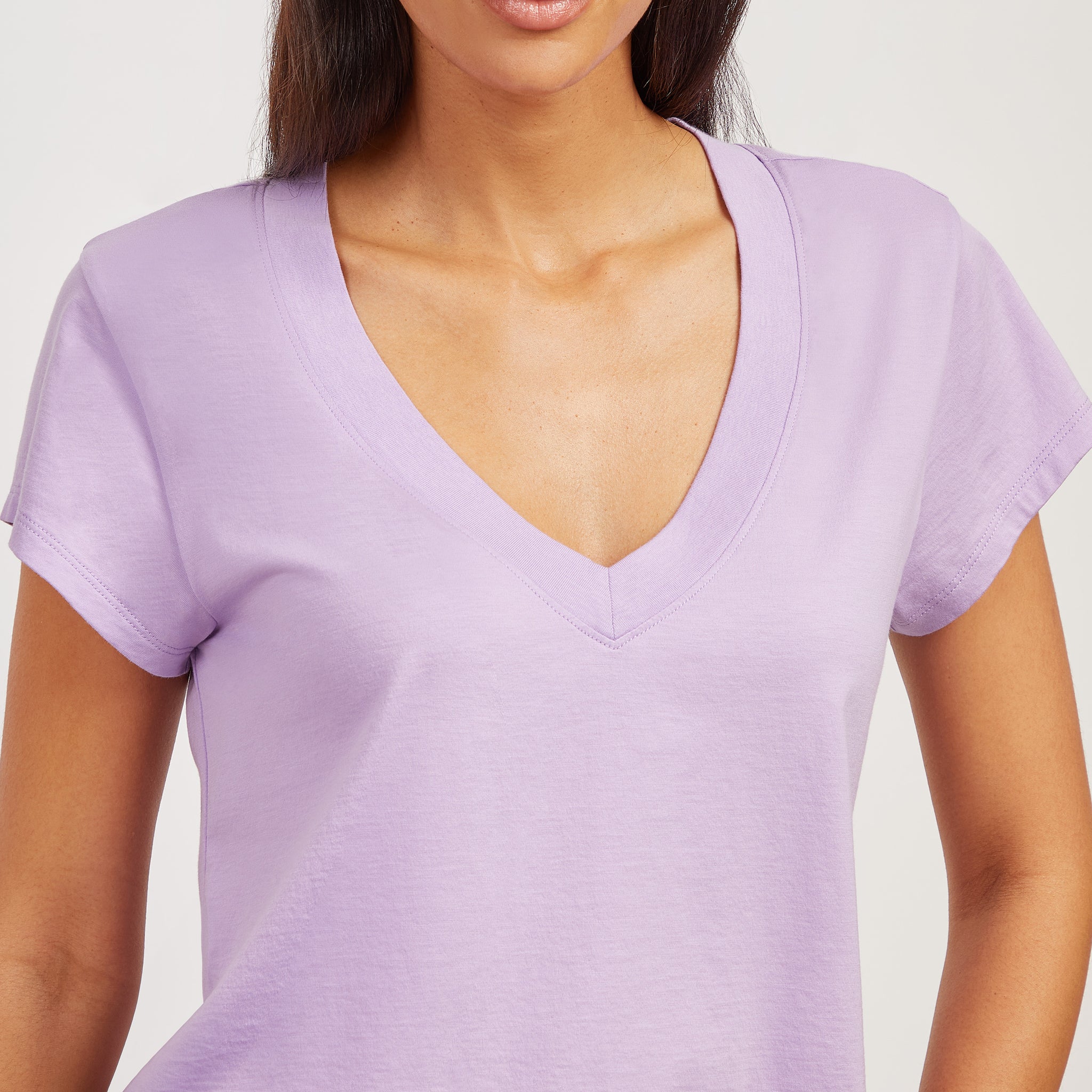 Women's Cotton Boxy Deep V-Neck Tee - Mott & Bow