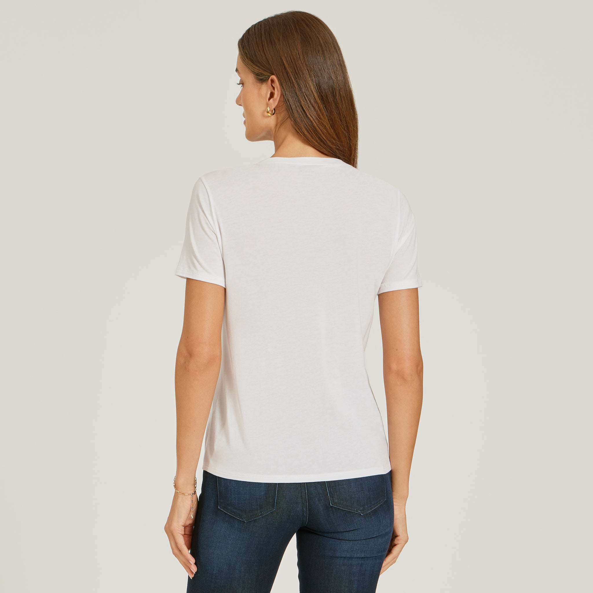 Women's Relaxed V-Neck Marcy Tee - Mott & Bow